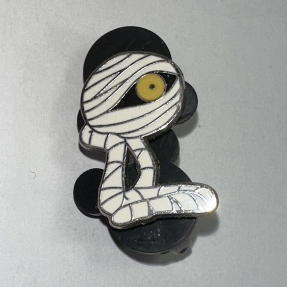 Disney | Jewelry | Dlr Tim Burtons Nightmare Before Christmas Mini Set ...